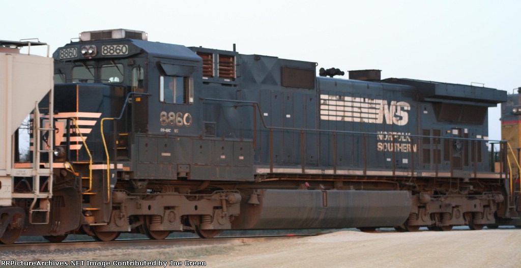 NS 8860